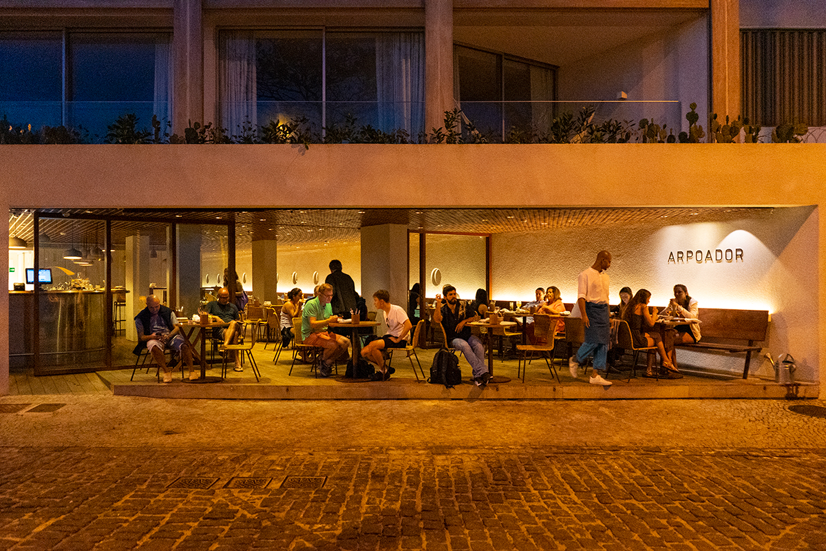 Hotel Arpoador: Sofisticação contemporânea neste hotel pé-na-areia em ...